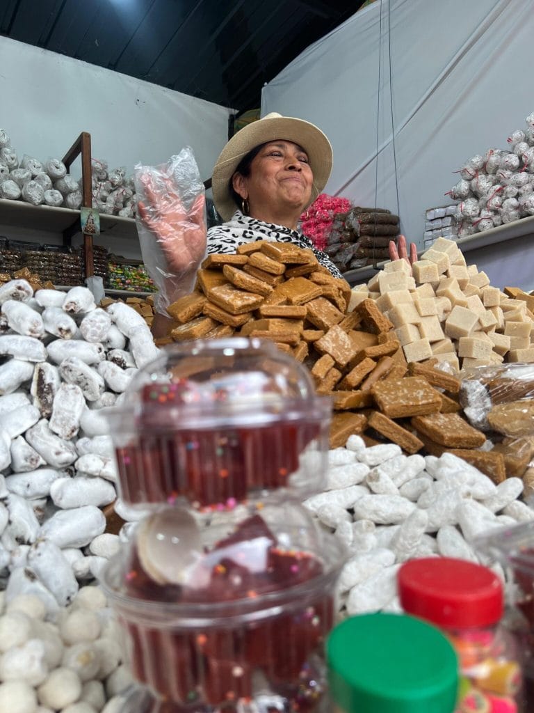 Bocadillos de Chaguarpamba, 65 años de tradición en las manos de Elena ...